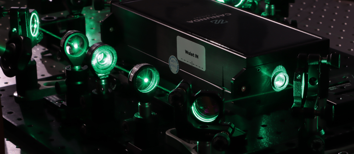 Live demonstration of an industrial beam-shaping with a green ...